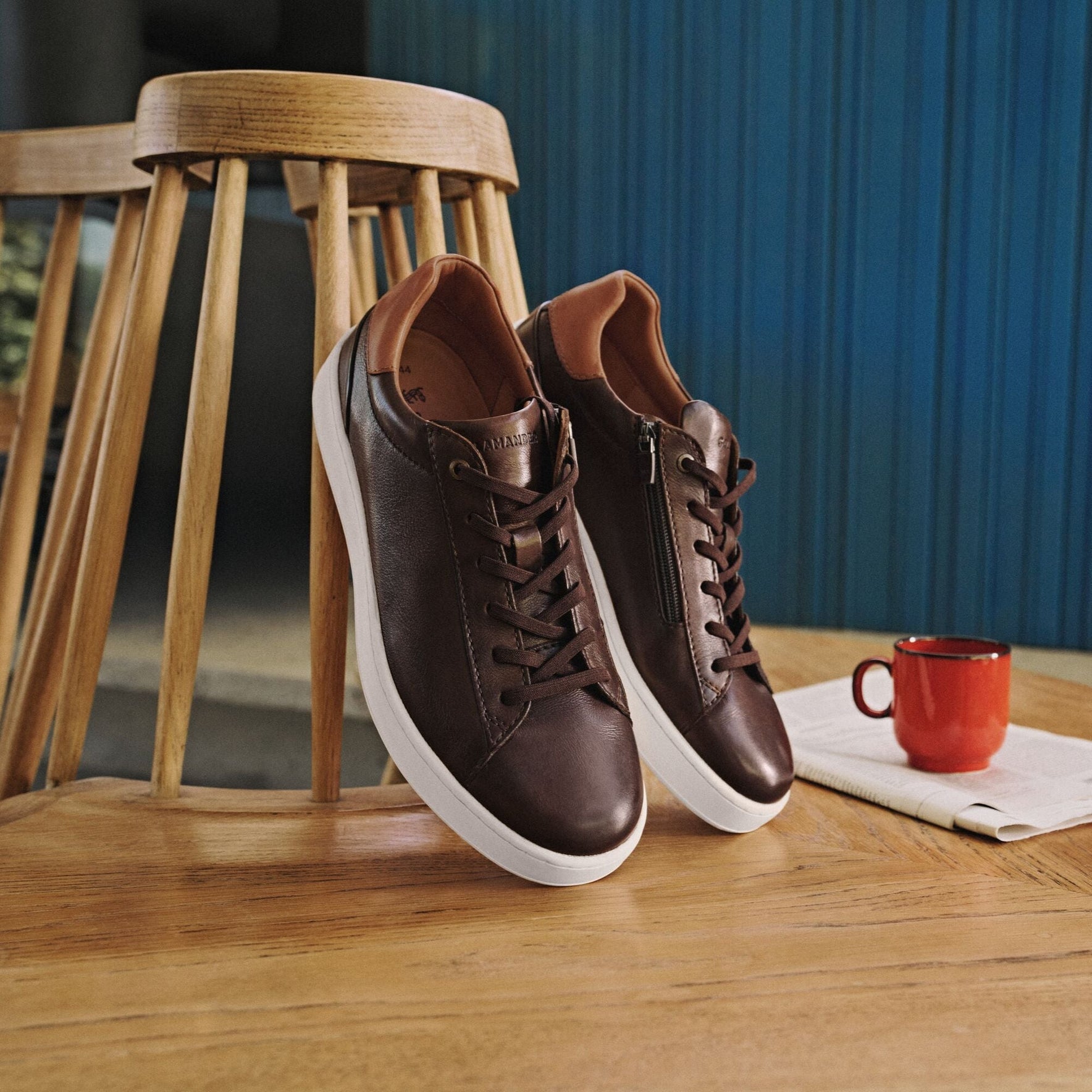 Stylish Salamander Women's Shoes – Comfort & Design